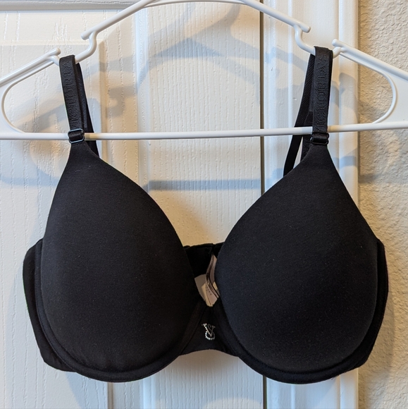 Victoria's Secret | Intimates & Sleepwear | 34dd Victorias Secret Black ...